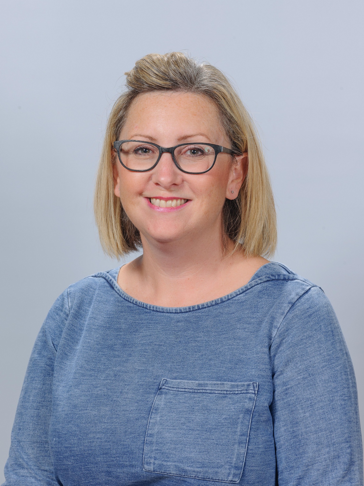 Meet the Team - Shirley Infant School